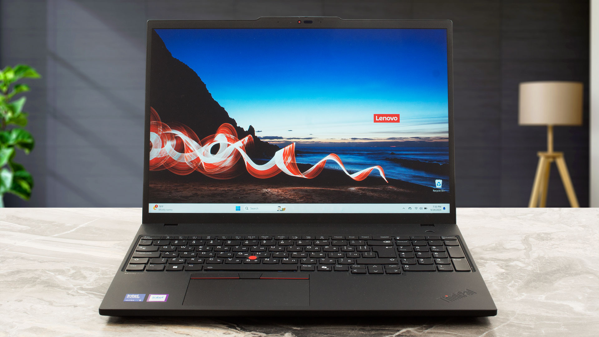 ThinkPad T16 Gen 3 (2024): Silent, Efficient, and Ready for Multitasking and Creative Tasks